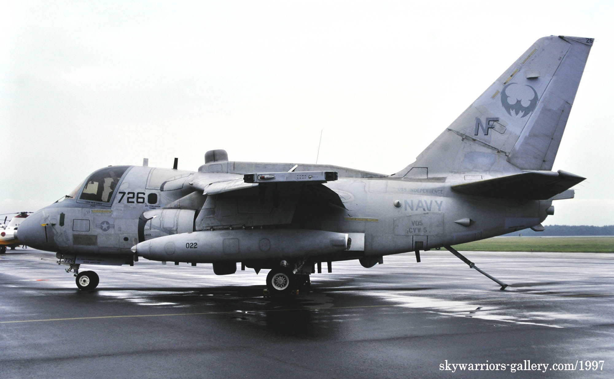↑ 1996年の厚木基地航空祭 ”Wing-96”に展示されたVQ-5のES-3A/NF720/Bu.No.159403