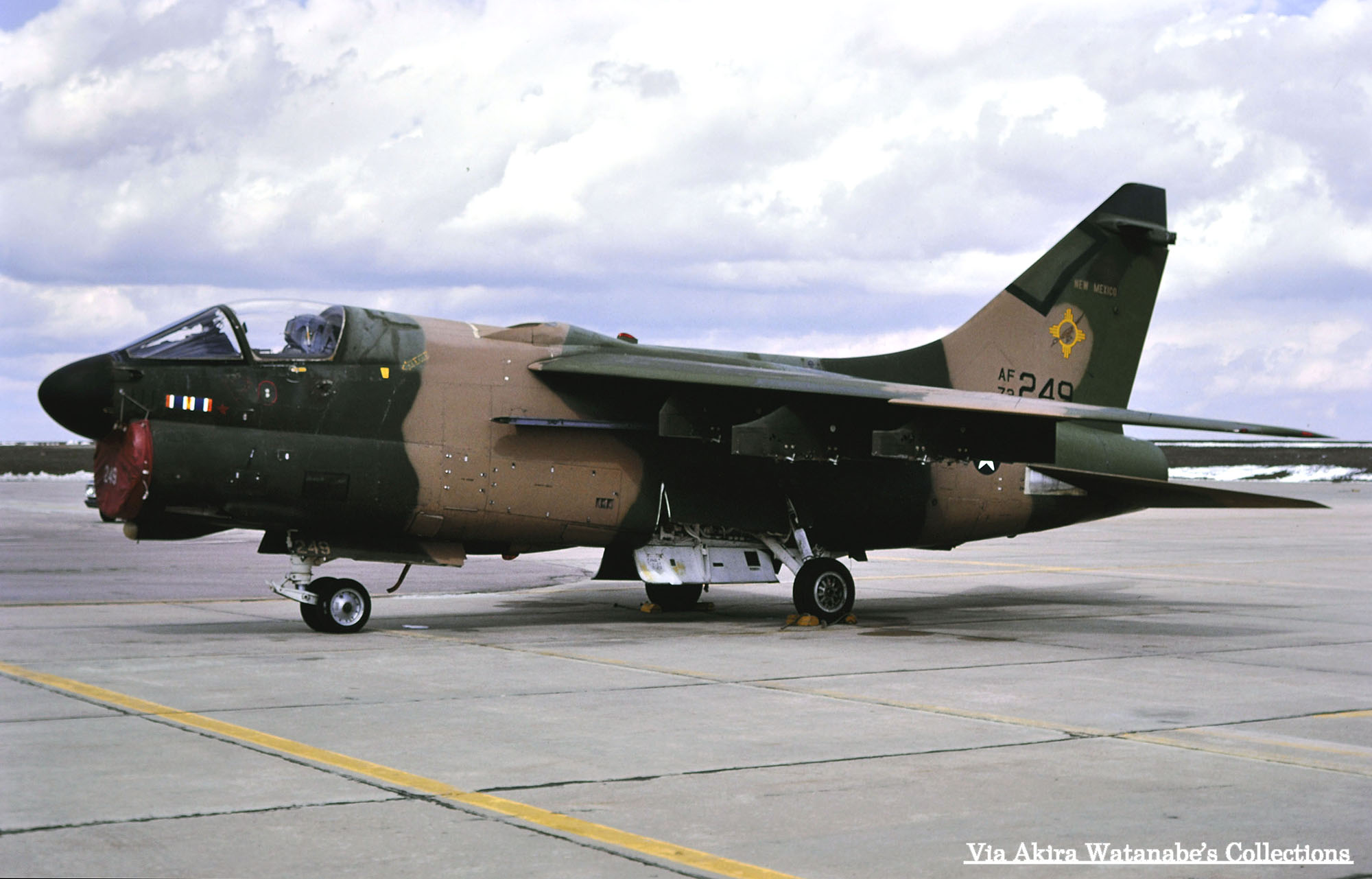 ↑ 1991年4月に撮影されたA-7D/75-0388。この機体は1992年からサウスダコタへ移動した。